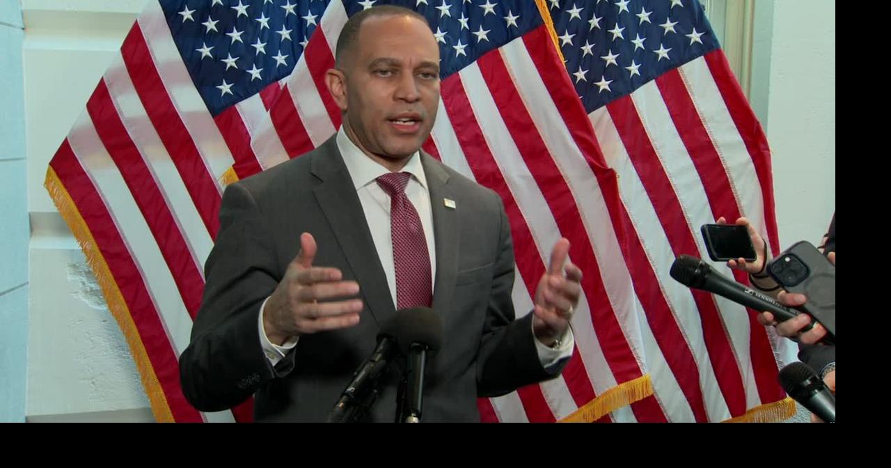 Hakeem Jeffries says Lindsey Graham is holding up government funding ...