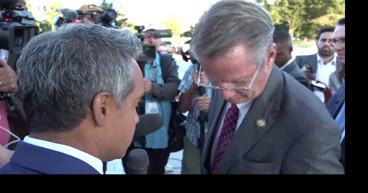 'I don't buy it': Tim Burchett on Epstein 'birthday book' | Video ...