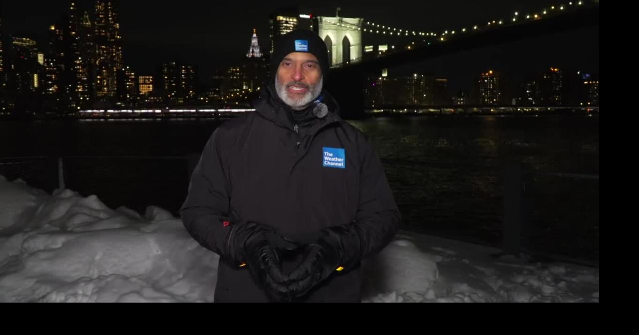 NYC snowstorm leaves 20 inches; slushy commutes ahead | Video | waaytv.com