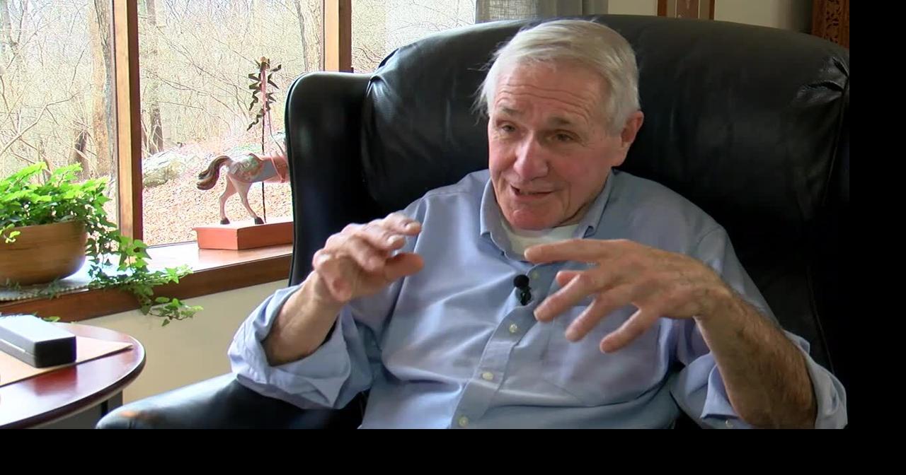 Who is beloved war correspondent Joe Galloway? | Unbroken: The bonds ...