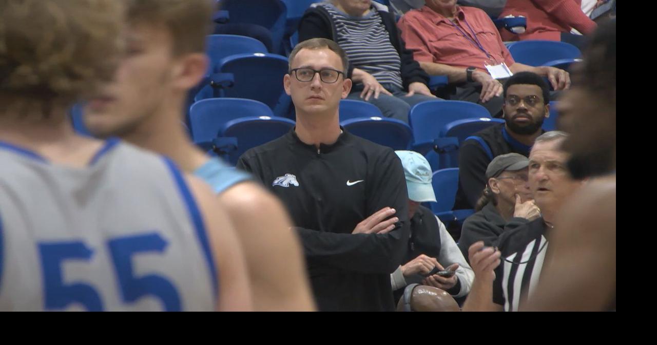 Chargers post 21st straight victory to break UAH record in win over ...