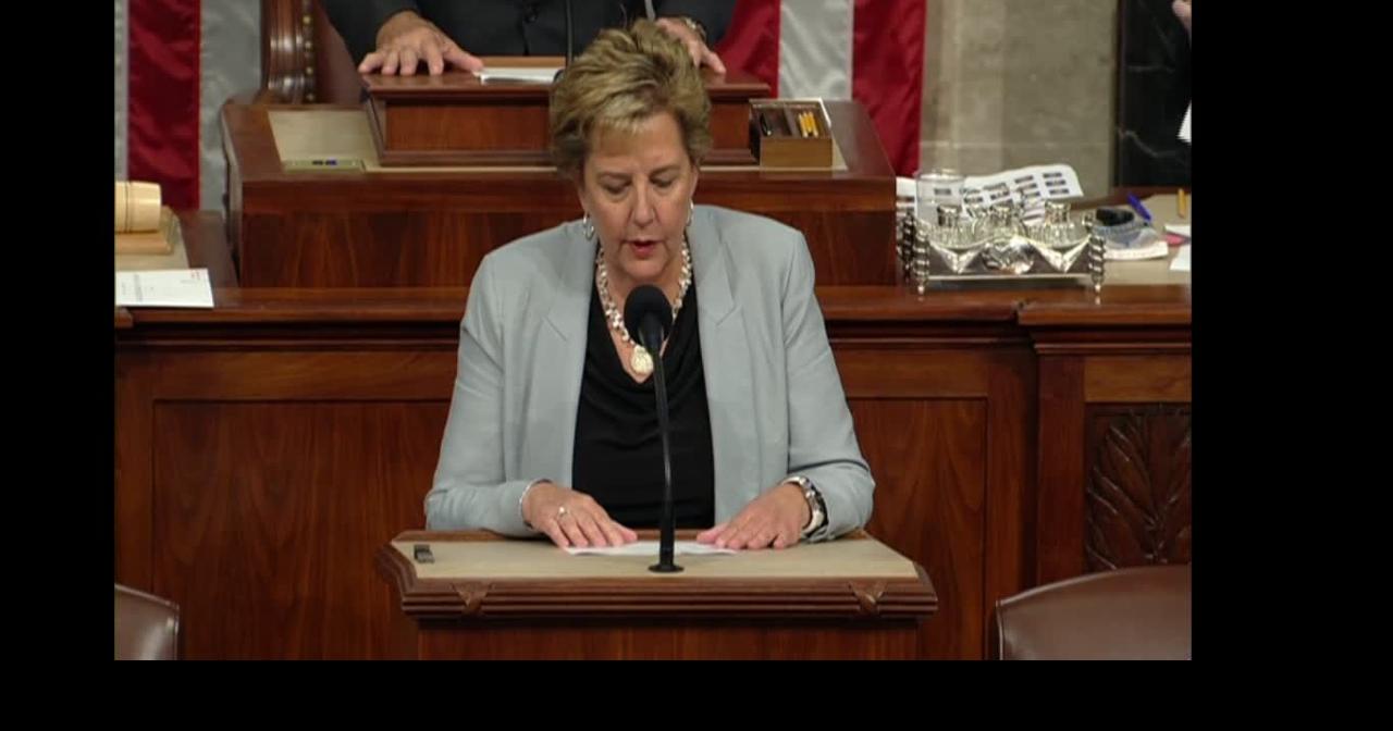 US House clerk reads Rep. Matt Gaetz's letter of resignation into House ...