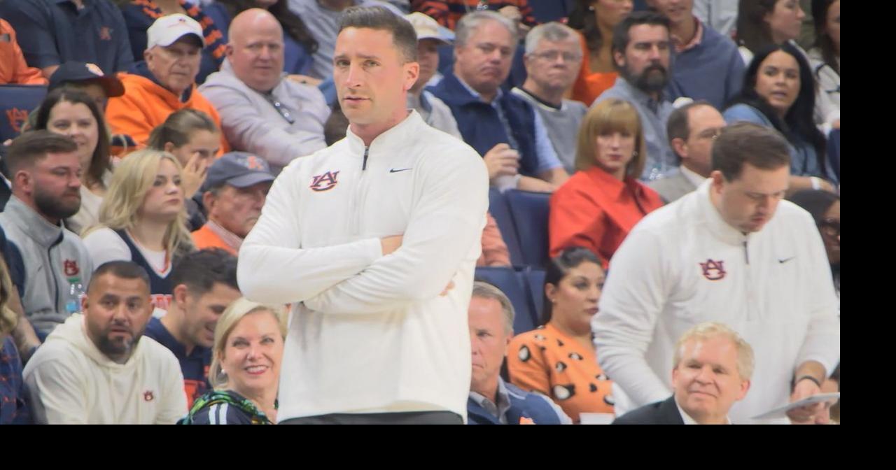 Wilkinson scores 31 points as high-scoring No. 23 Georgia tops Auburn ...