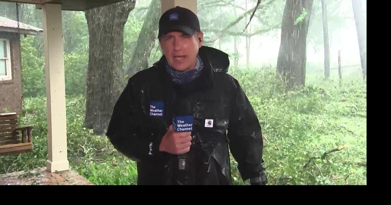 Wind causes damage in Perry, Florida | Video | waaytv.com