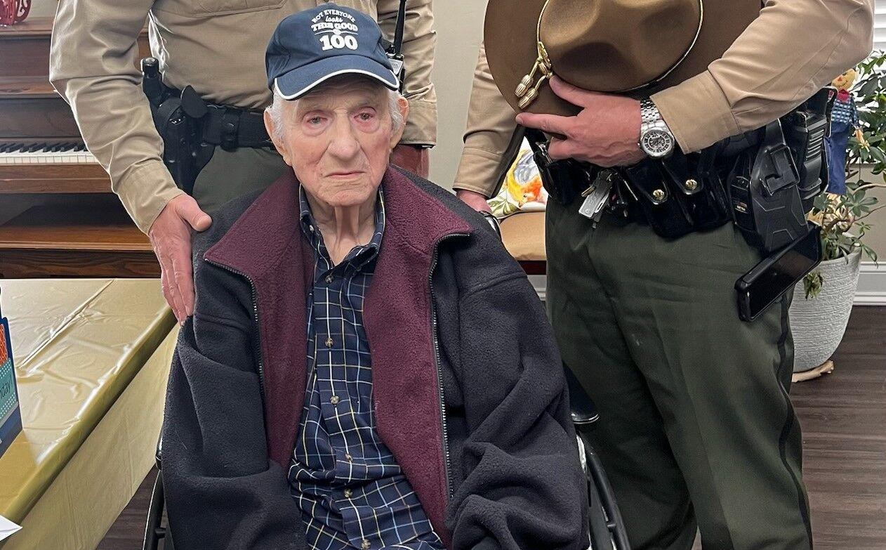 ISP celebrates 100th birthday of retired sergeant | Community | wandtv.com