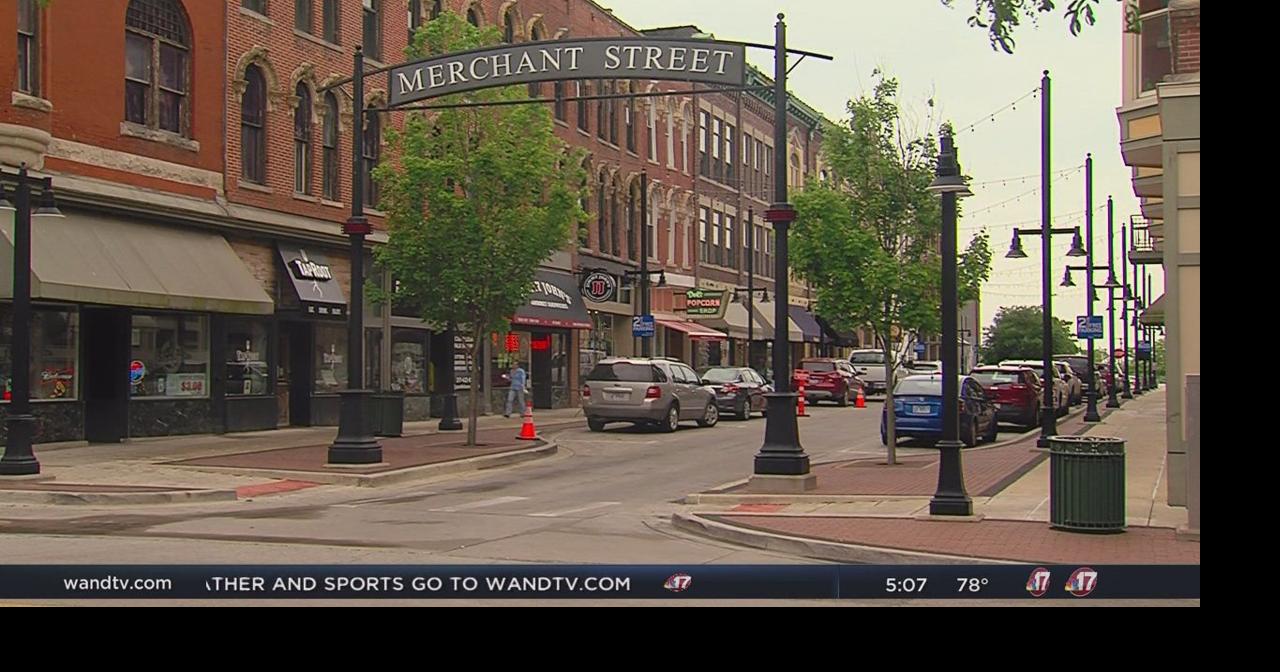 Downtown Decatur restaurants hope to see boost in Phase 3 | News ...
