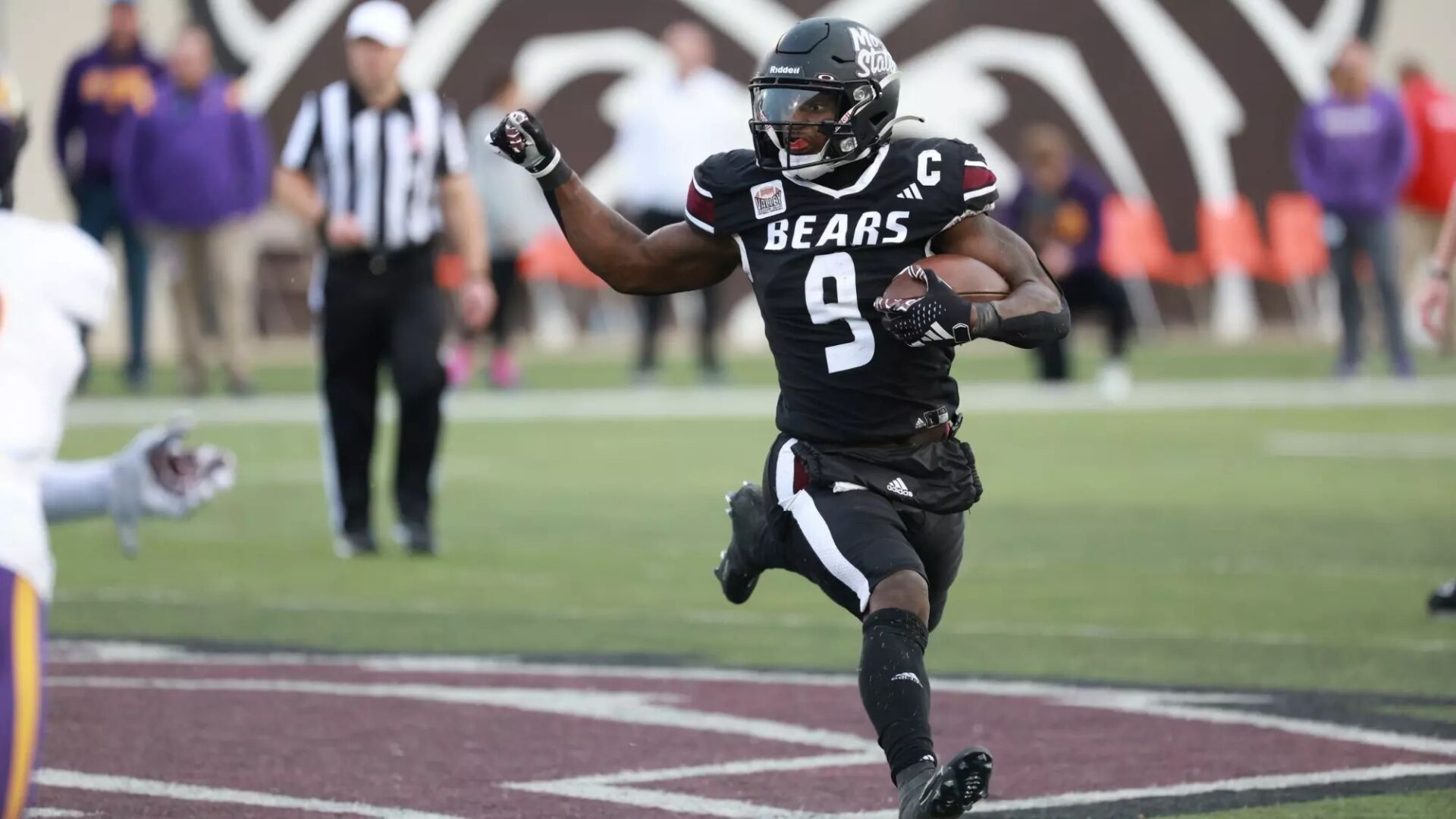 Decatur native Jacardia Wright elevated to Seahawks active roster ...