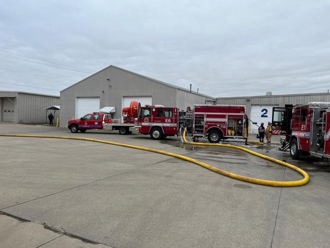 Springfield FD fights two separate fires simultaneously | News | wandtv.com