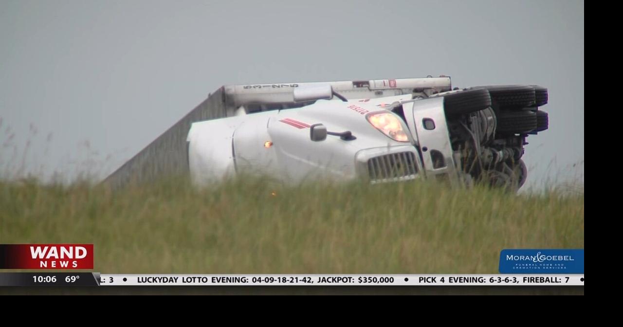 Semis roll over during severe weather on I-57 | Videos | wandtv.com