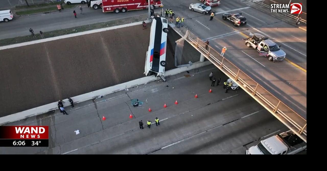 Bus falls off overpass in Houston | Videos | wandtv.com