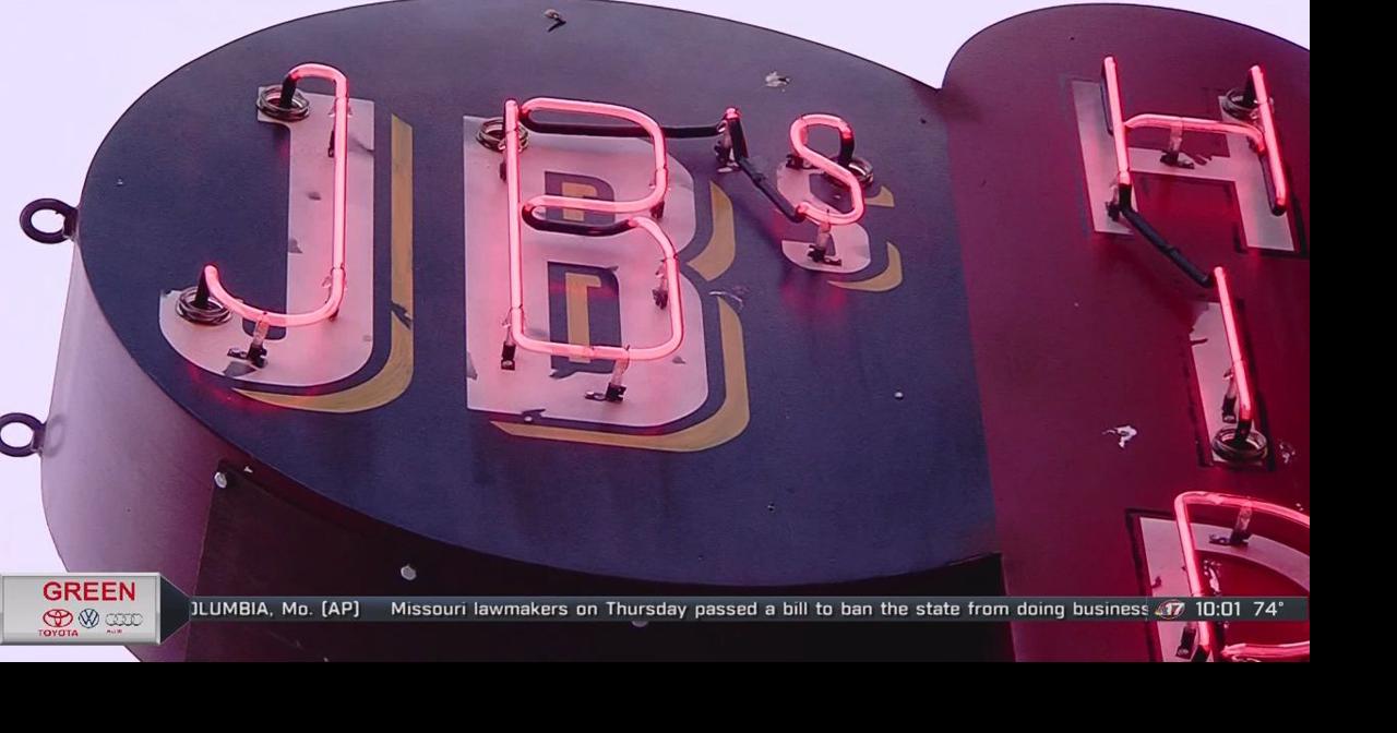 Blue Mound bar hosts 'anti-corona party' despite governor's order ...