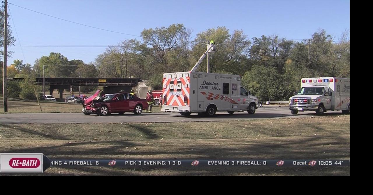 4 treated for injuries after crash involving Decatur city bus | News ...