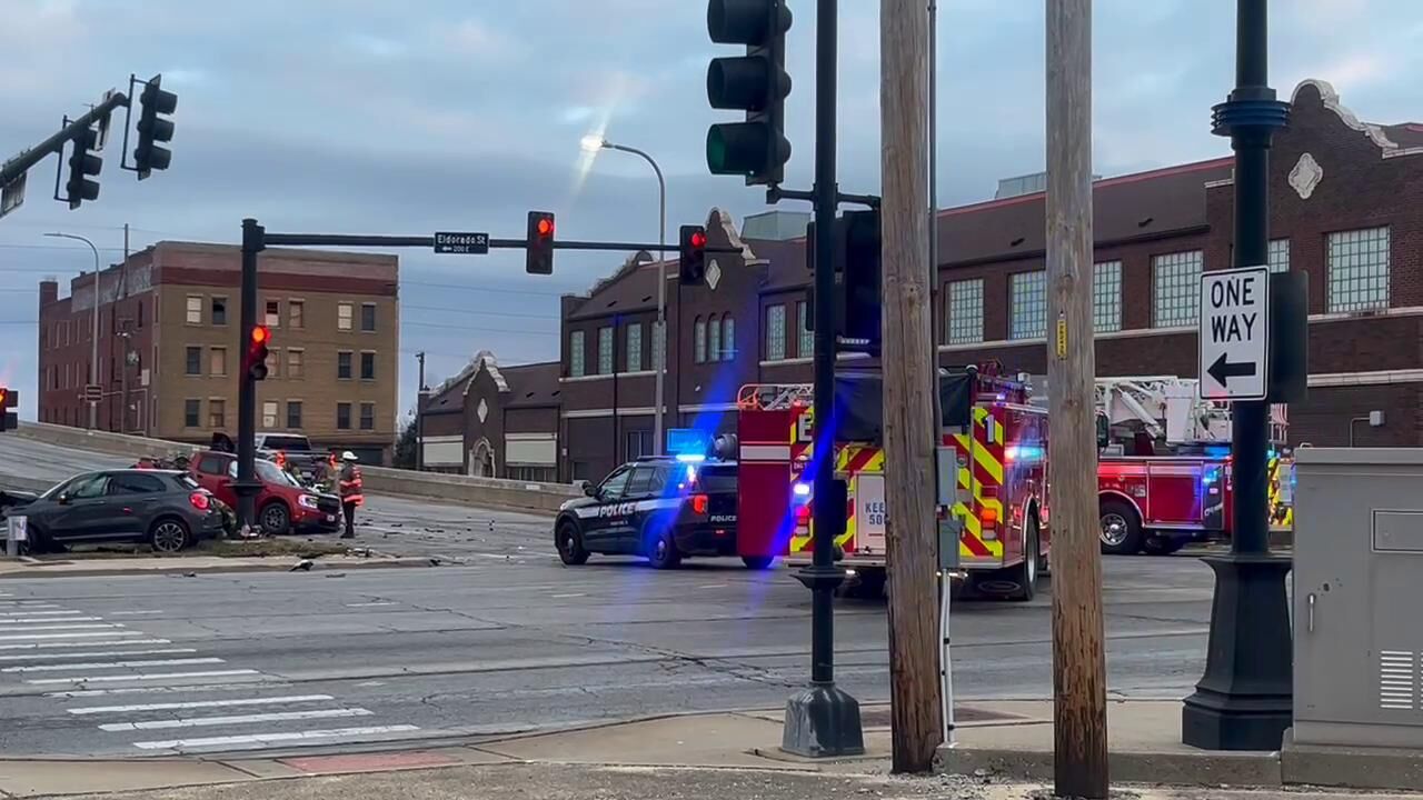 Crash reported on Franklin Street in Decatur | News | wandtv.com