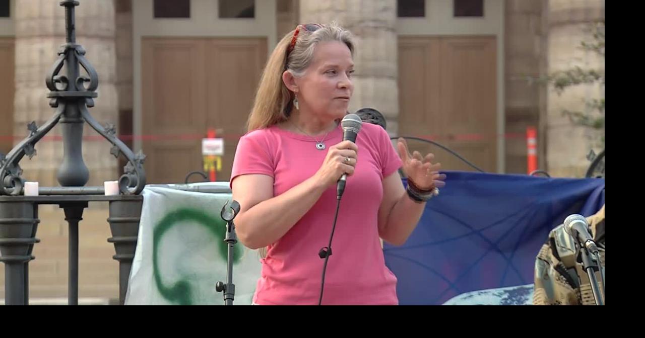 Large crowd gathers to remember the life of Emma Shafer | News | wandtv.com