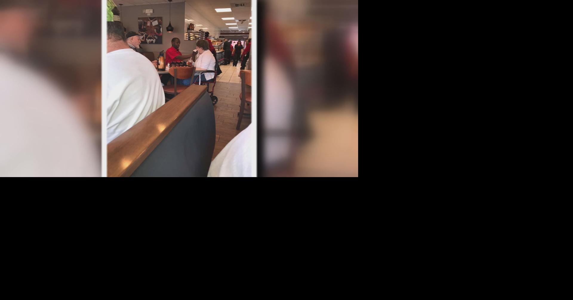 IHOP server earns online praise | Top Stories | wandtv.com