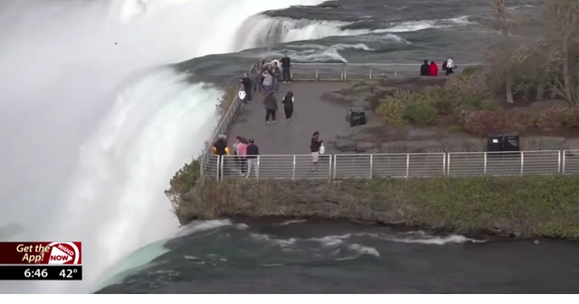Mother, 2 children die after going over guard rail at Niagra Falls ...