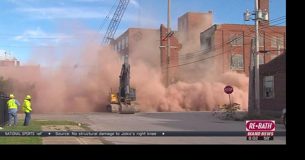 Roadway to remain closed due to former Acme building partial collapse ...
