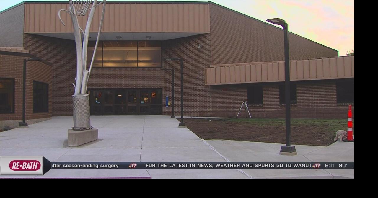 Richland Community College gets new mascot | News | wandtv.com