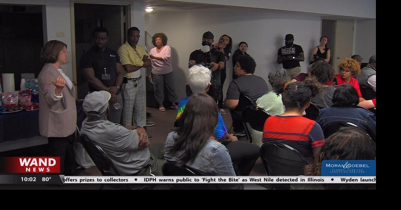 Champaign community members and leaders react to violent weekend, look ...