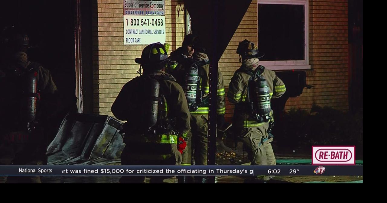 Crews respond to large business fire in Mattoon | News | wandtv.com