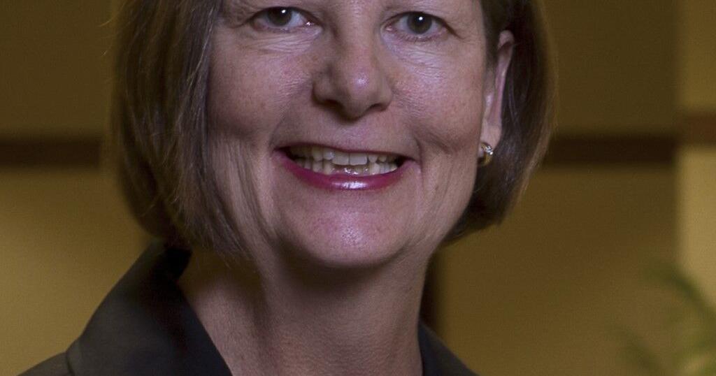 President and CEO of HSHS announces plan to retire | News | wandtv.com