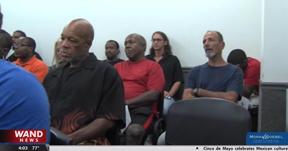 Illinois Senate Approves Reforms For Parole Mandatory Supervised