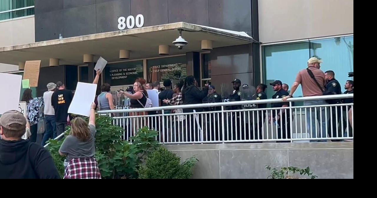 Springfield protestors 'demanding accountability' from police | News ...