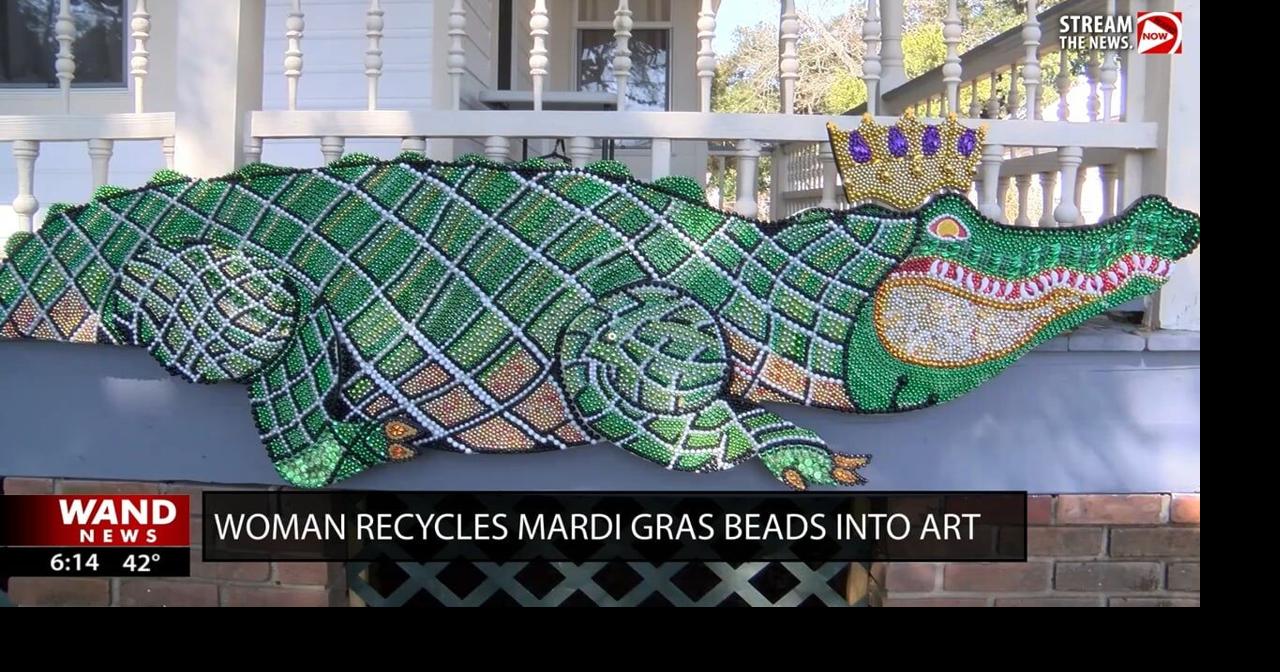Woman recycles Mardi Gras beads into art | Videos | wandtv.com