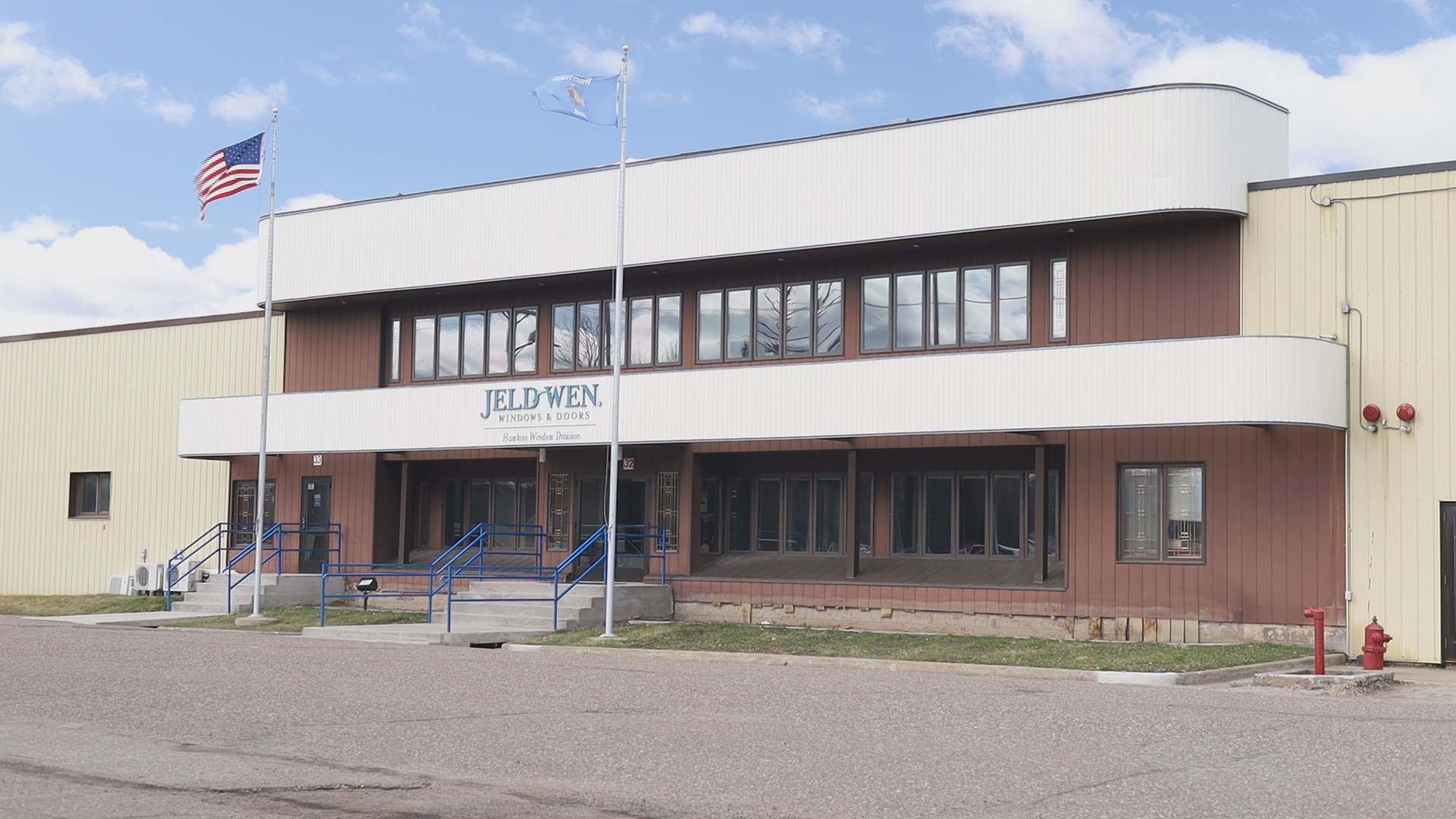 Jeld-Wen plant closure in Hawkins will result in 338 layoffs, which ...