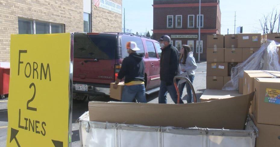 Wausau Salvation Army hosts meal box drive through | News | waow.com