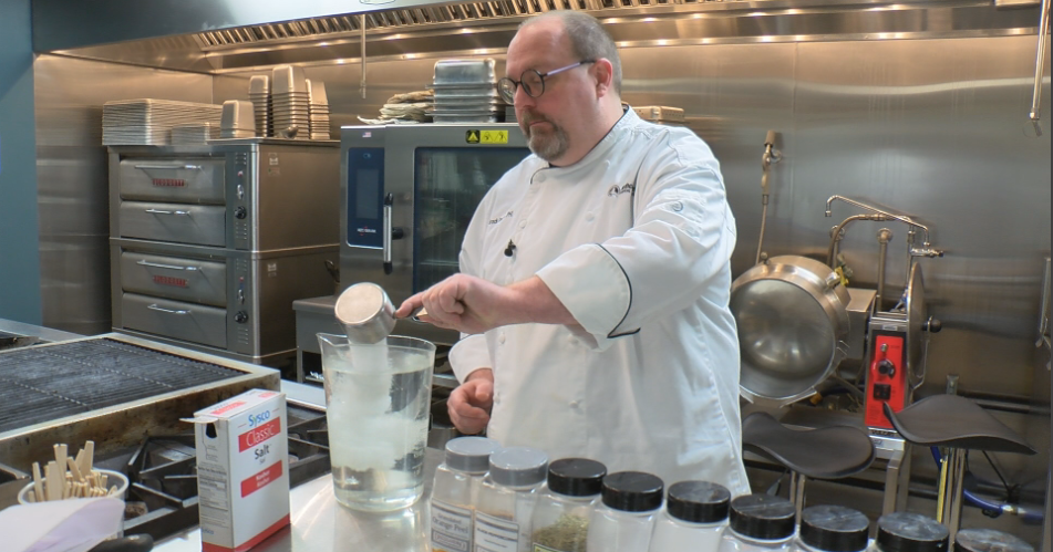 Local chef shares tips to impress guests with Thanksgiving meal | News ...