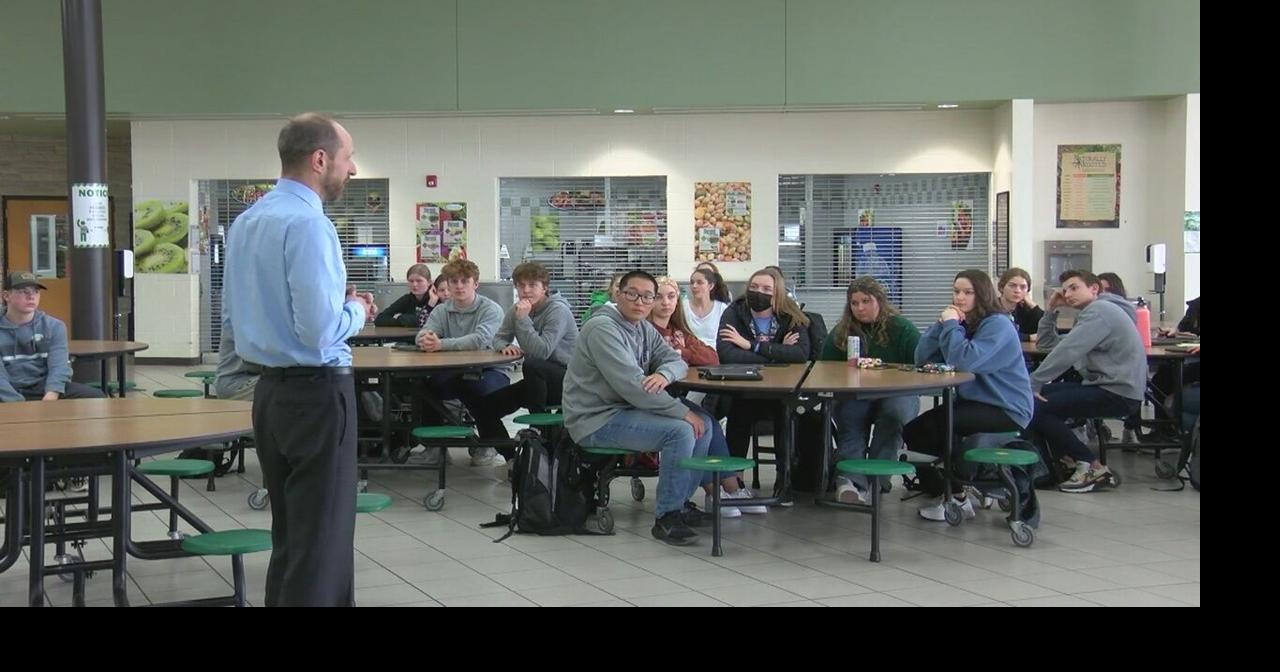 Rhinelander High School gives back to community | Top Stories | waow.com