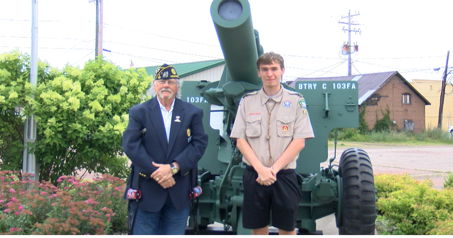 Teen, scout troop help rebuild Howitzer displayed outside Tomahawk ...