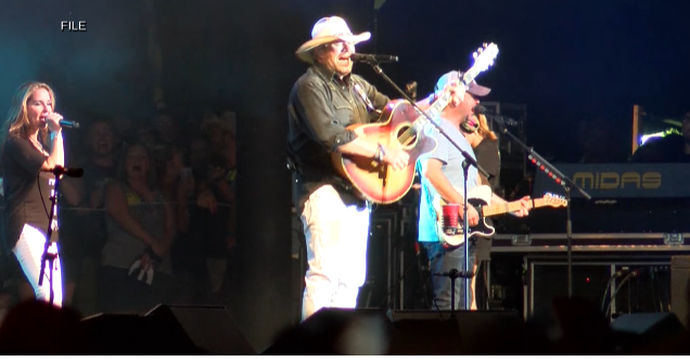 Death of country music star felt across the state of Wisconsin | Top ...