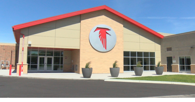 School district unveils new extension | News | waow.com