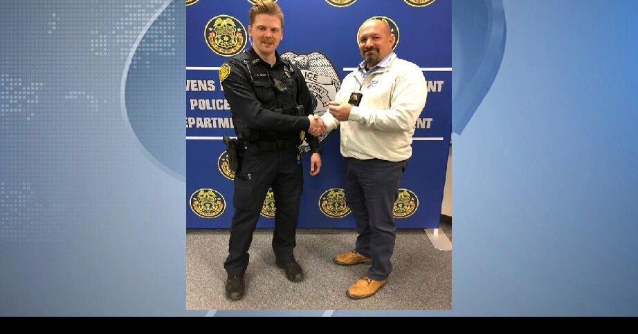Stevens Point police officer given Life-Saving Award | Top Stories ...