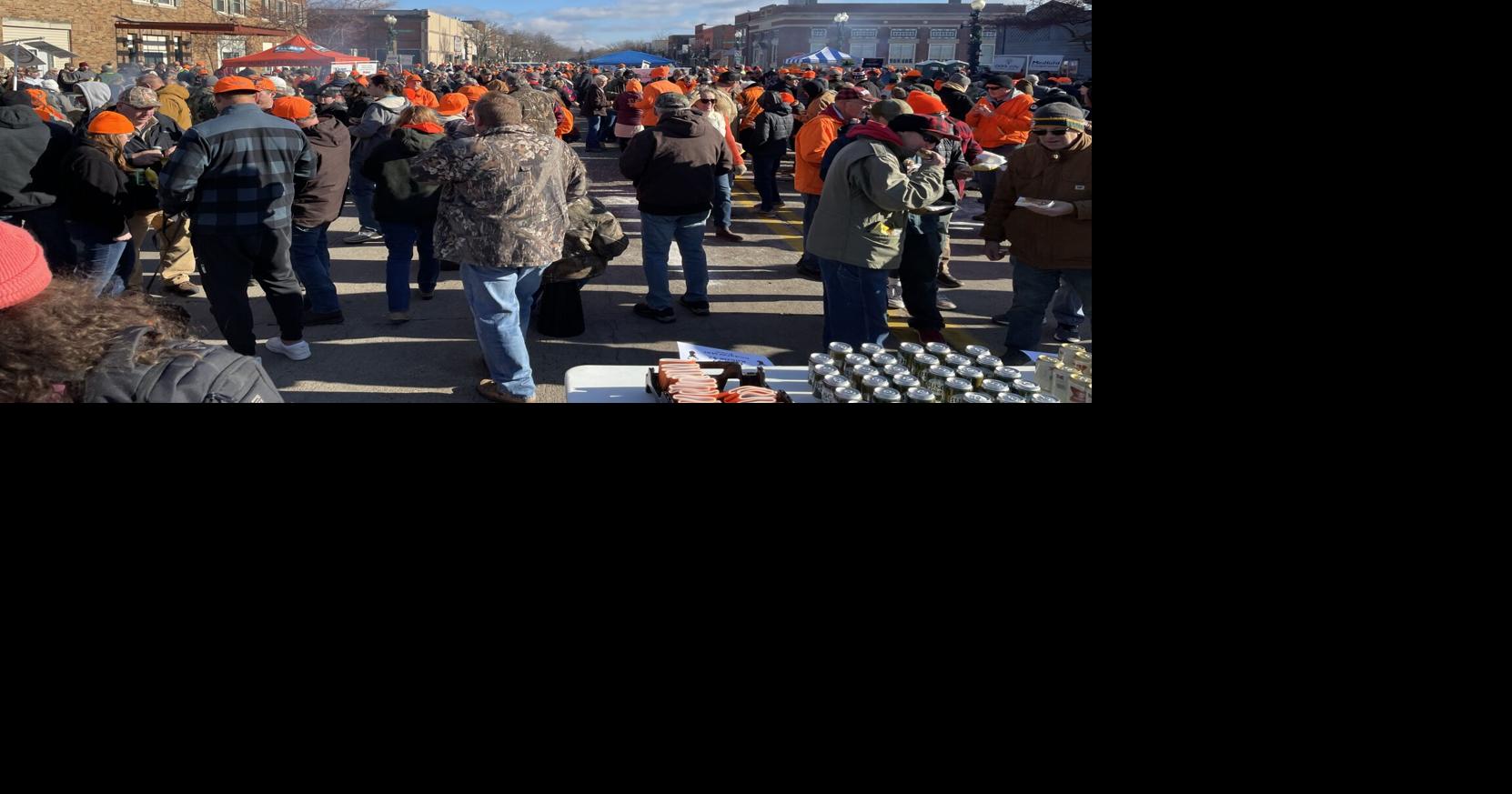 Tomahawk gears up for gun deer season with 60th Annual Venison Feed ...