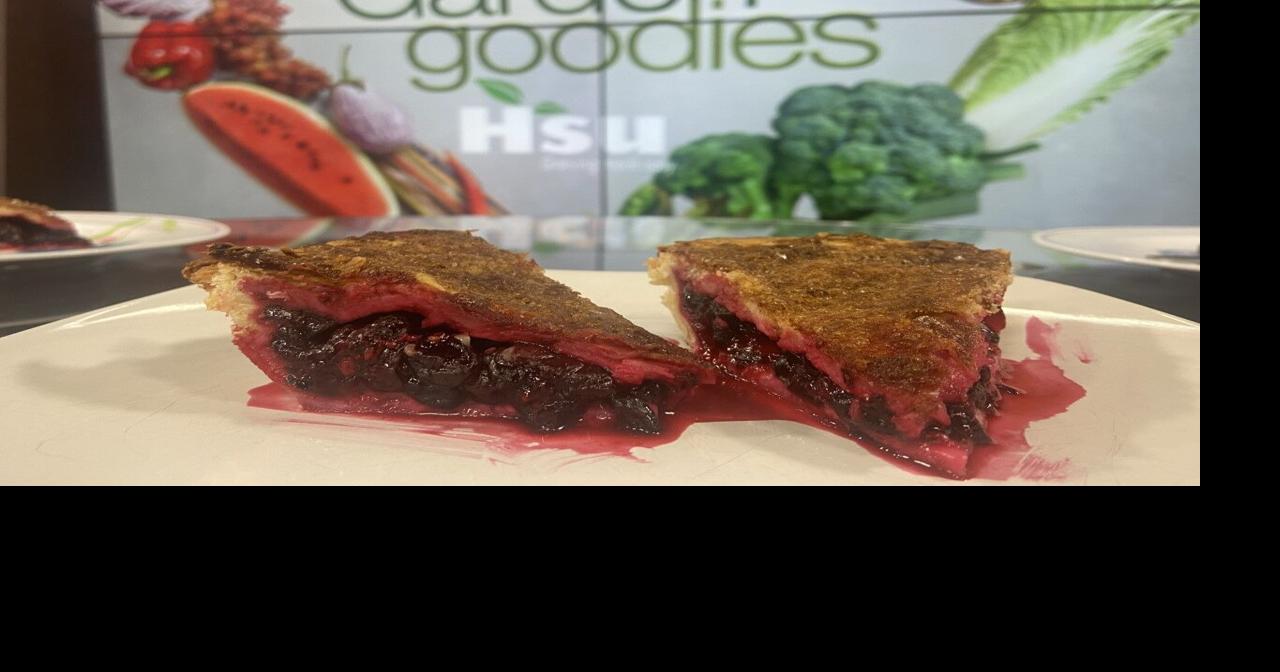 GARDEN GOODIES: Tundraberry pie | Garden Goodies | waow.com
