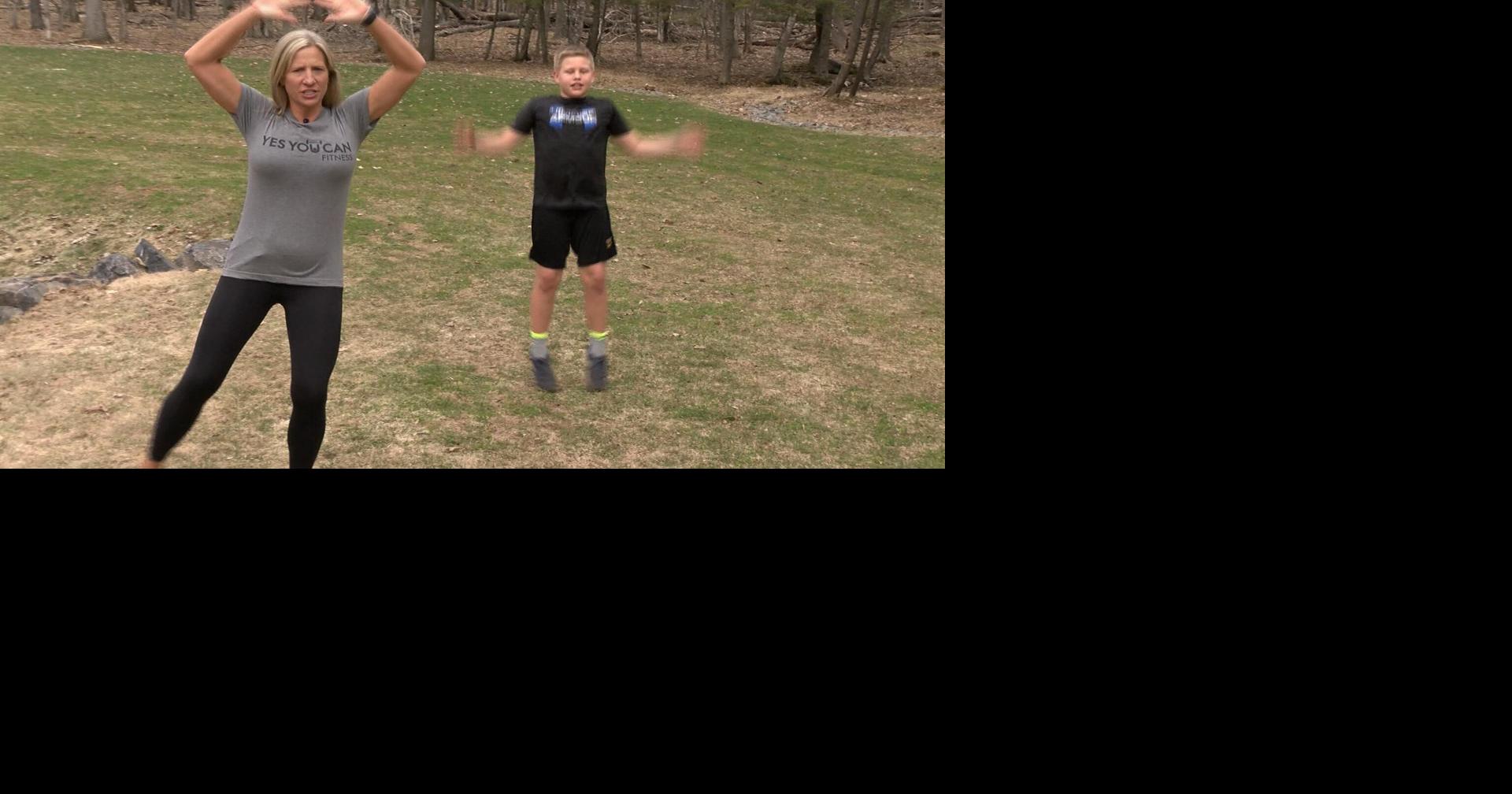 At home exercises: Mountain Climbers and Jumping Jacks | Sports | waow.com