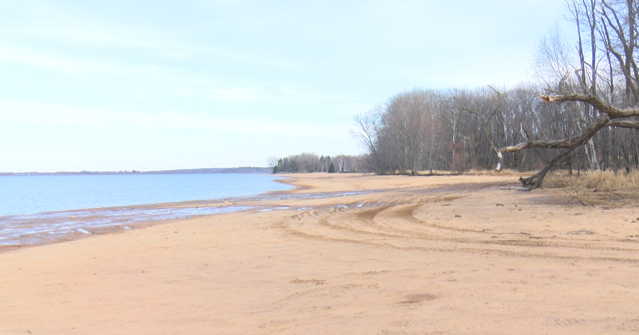 Lake DuBay water levels low | News | waow.com