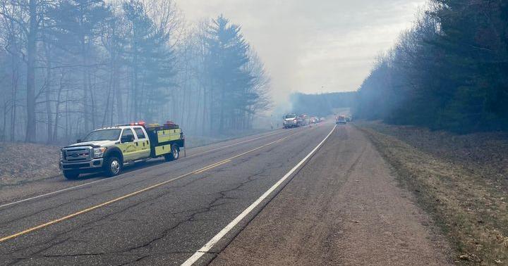 Crews Battle Wild Fire In Vilas Co News Waow
