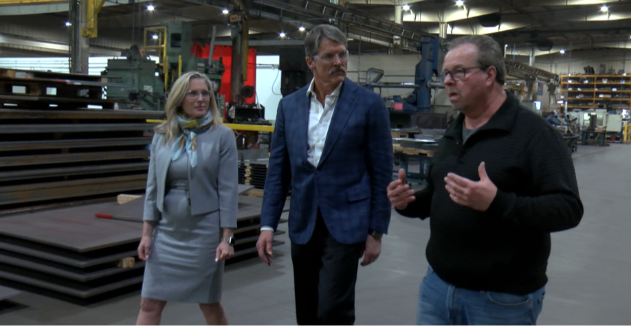 Hovde makes campaign stop in Central Wisconsin | News | waow.com