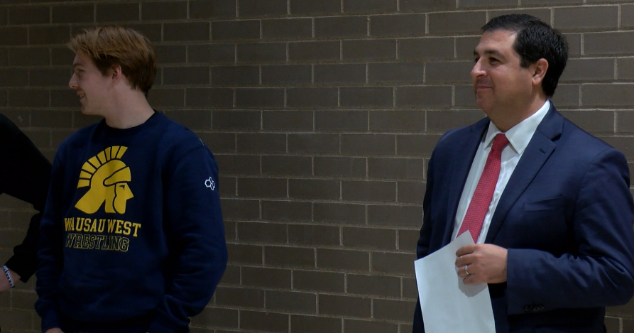 Kaul talks school safety with students | News | waow.com
