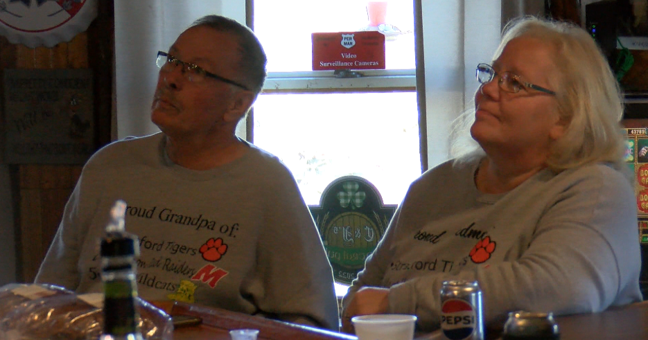 Proud grandparents cheer on Edgar and Stratford | News | waow.com