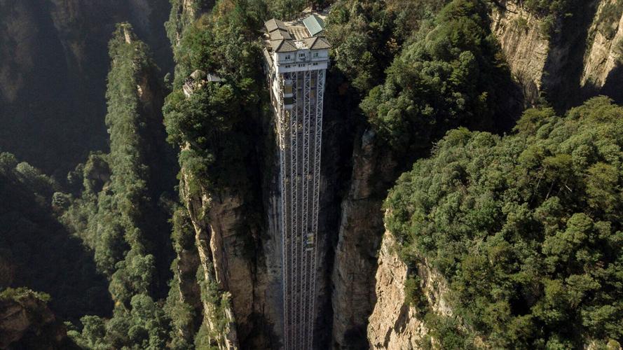 World's tallest outdoor elevator offers views over 'Avatar' landscape ...