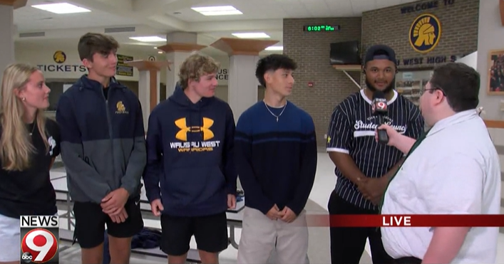 Wausau West High School students chat on start of school year | Top ...