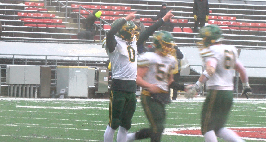 Edgar linebacker Jase Apfelbeck broke his ankle in Week 2 and returned ...