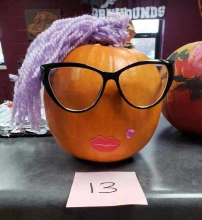 Loyal Elementary School holding fundraiser with pumpkin decorating ...