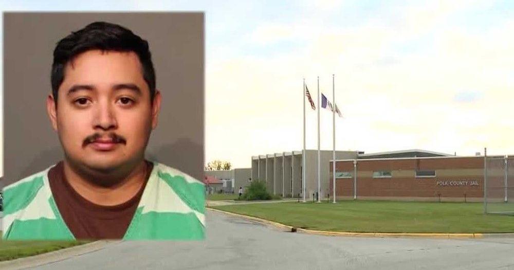 Iowa officer charged trying to smuggle drugs into jail | Crime & Courts ...
