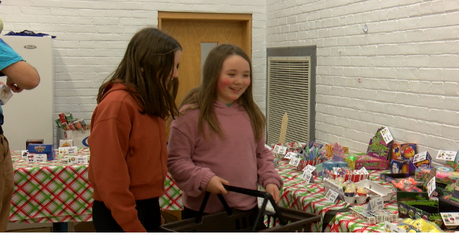 John Marshall Elementary School teaches kids gift giving | Top Stories ...